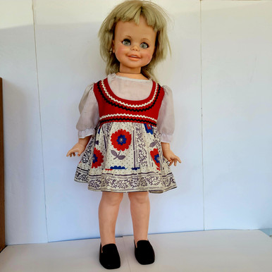 IDEAL Toy Corp 1968 HO-31-H-127 Betty Big Girl 30" Battery Operated Doll