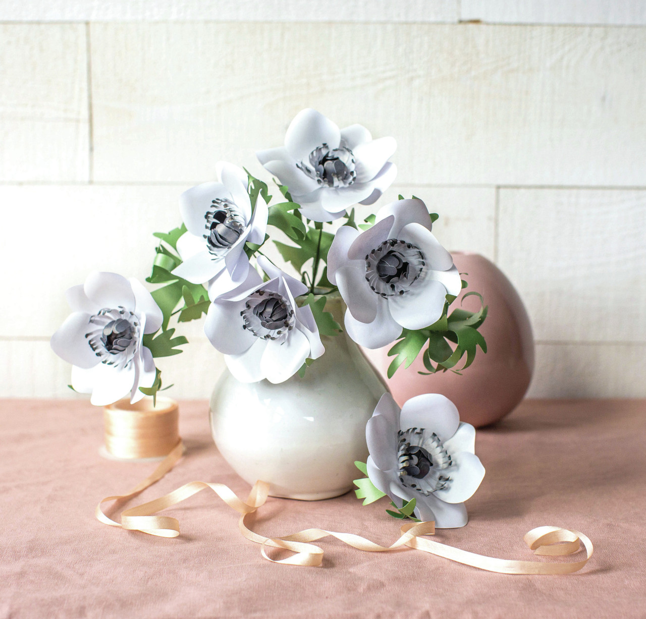 Lia Griffith Paper Stack 6"X6.5" 24/Pkg-Anemones LG41009 - GettyCrafts