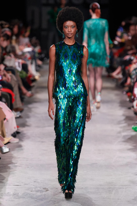 Naeem Khan Fall 2023 Ready To Wear Look 27 - Vivaldi Boutique