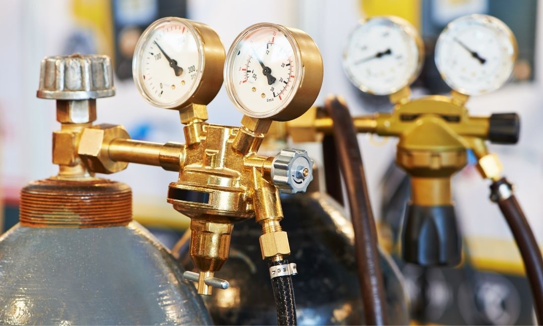 Single and Dual-Stage Gas Regulation - MESA Specialty Gases & Equipment