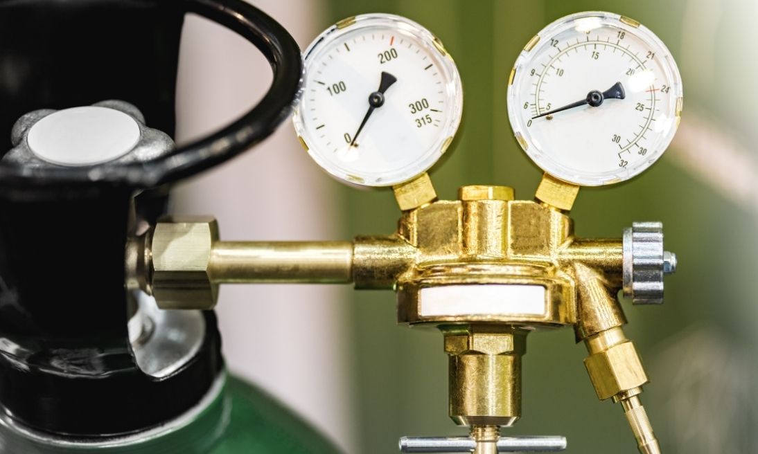 How To Choose a Gas Regulator - MESA Specialty Gases & Equipment