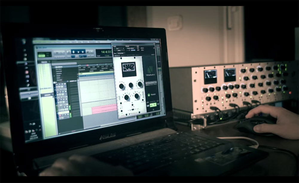 WesAudio DIONE NG500 Analog Bus Compressor with Digital Recall - STL ...