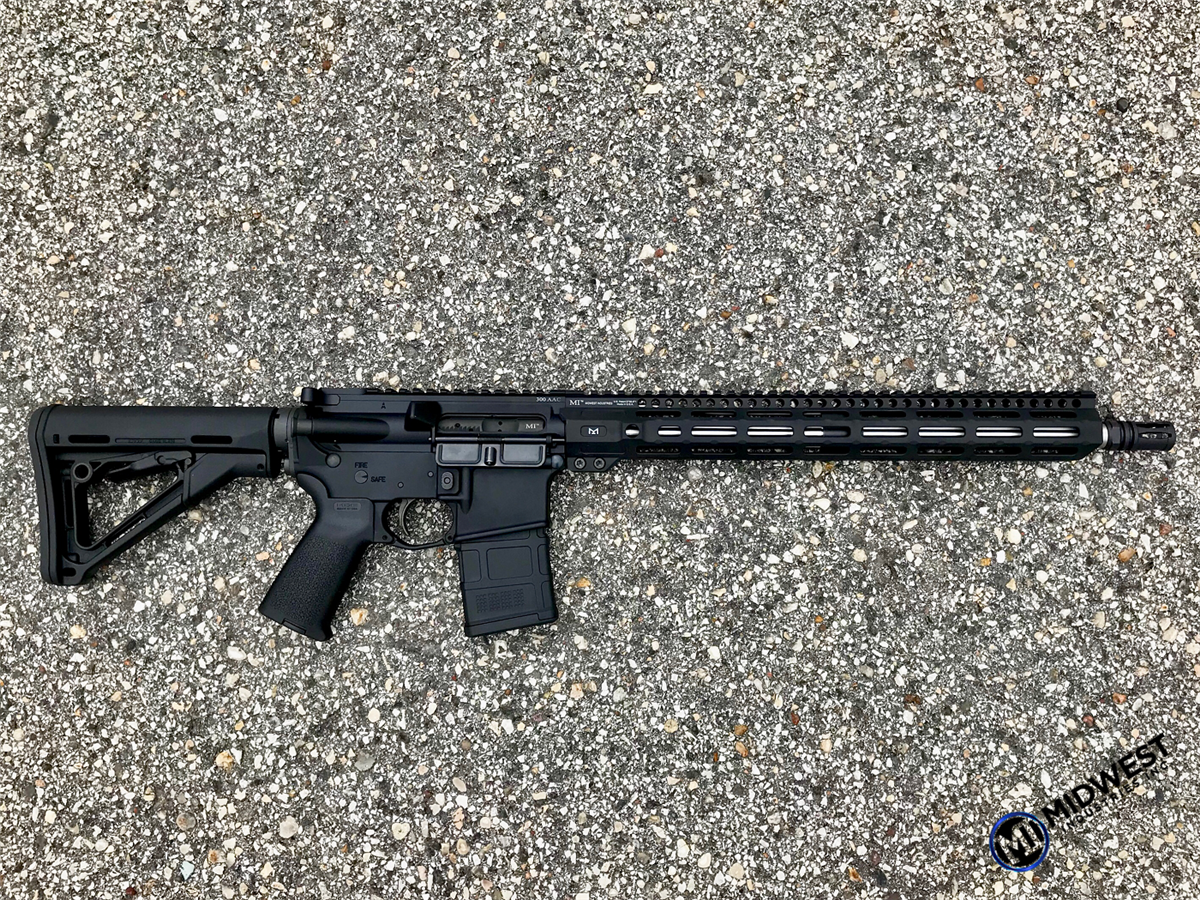 MIDWEST INDUSTRIES COMBAT RAIL ONE PIECE FREE FLOAT HANDGUARD, M-LOK™ - 15"