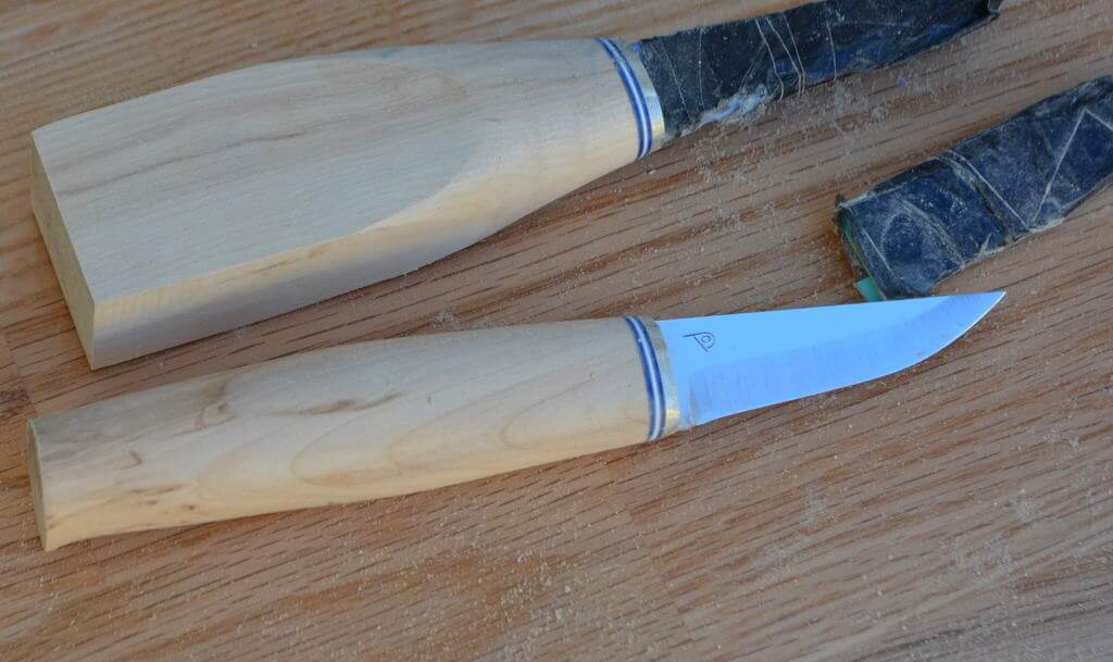 Making the Polar Whittler knife making kit with Silver Birch handle ...