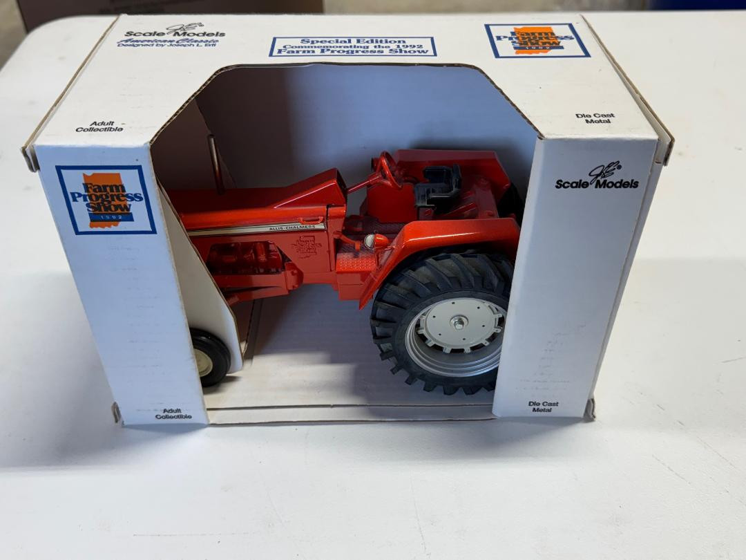 Ertl Scale Models Allis Chalmers