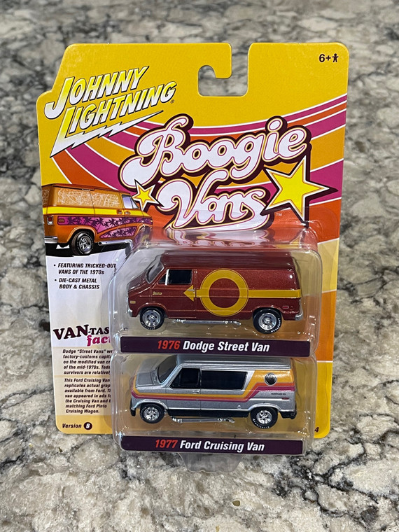 Johnny Lightning 2021 Boogie Vans