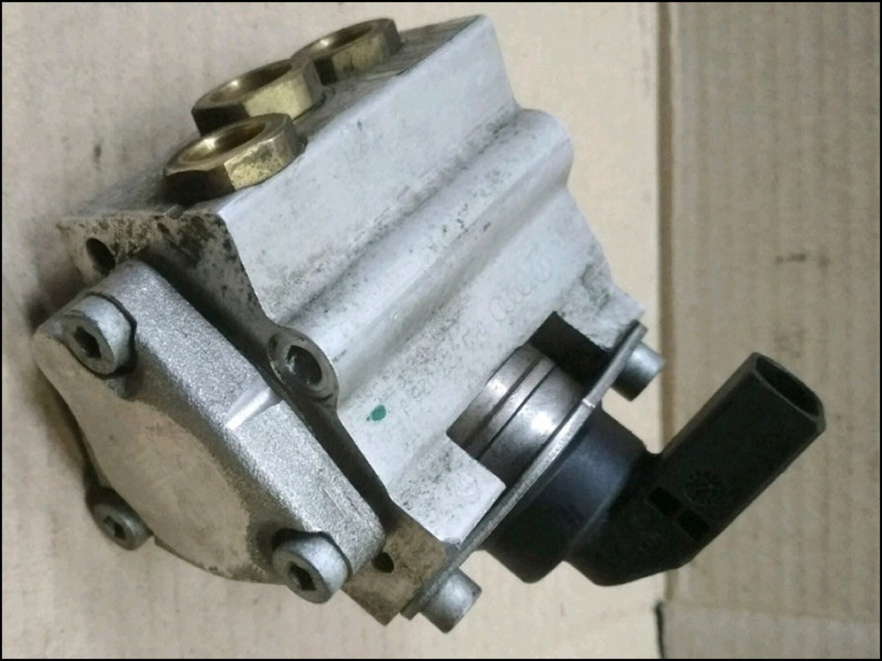 AUDI VOLKSWAGEN VW 2.0L FSI AXW NON-TURBO HIGH PRESSURE FUEL PUMP ...