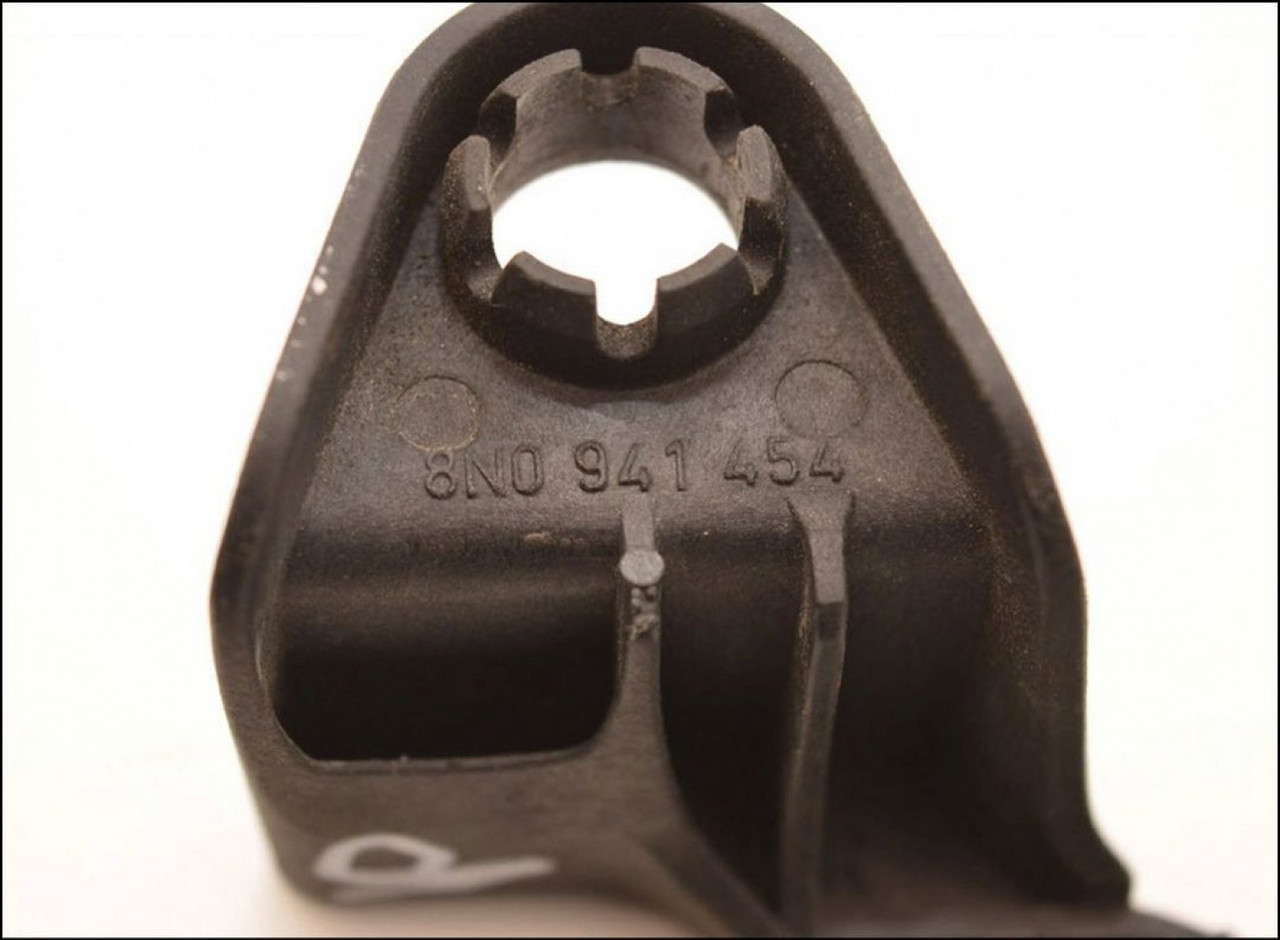 AUDI TT 8N MK1 HEADLIGHT SUPPORT BRACKET RIGHT RH RHS 1999 - 2005 USED ...