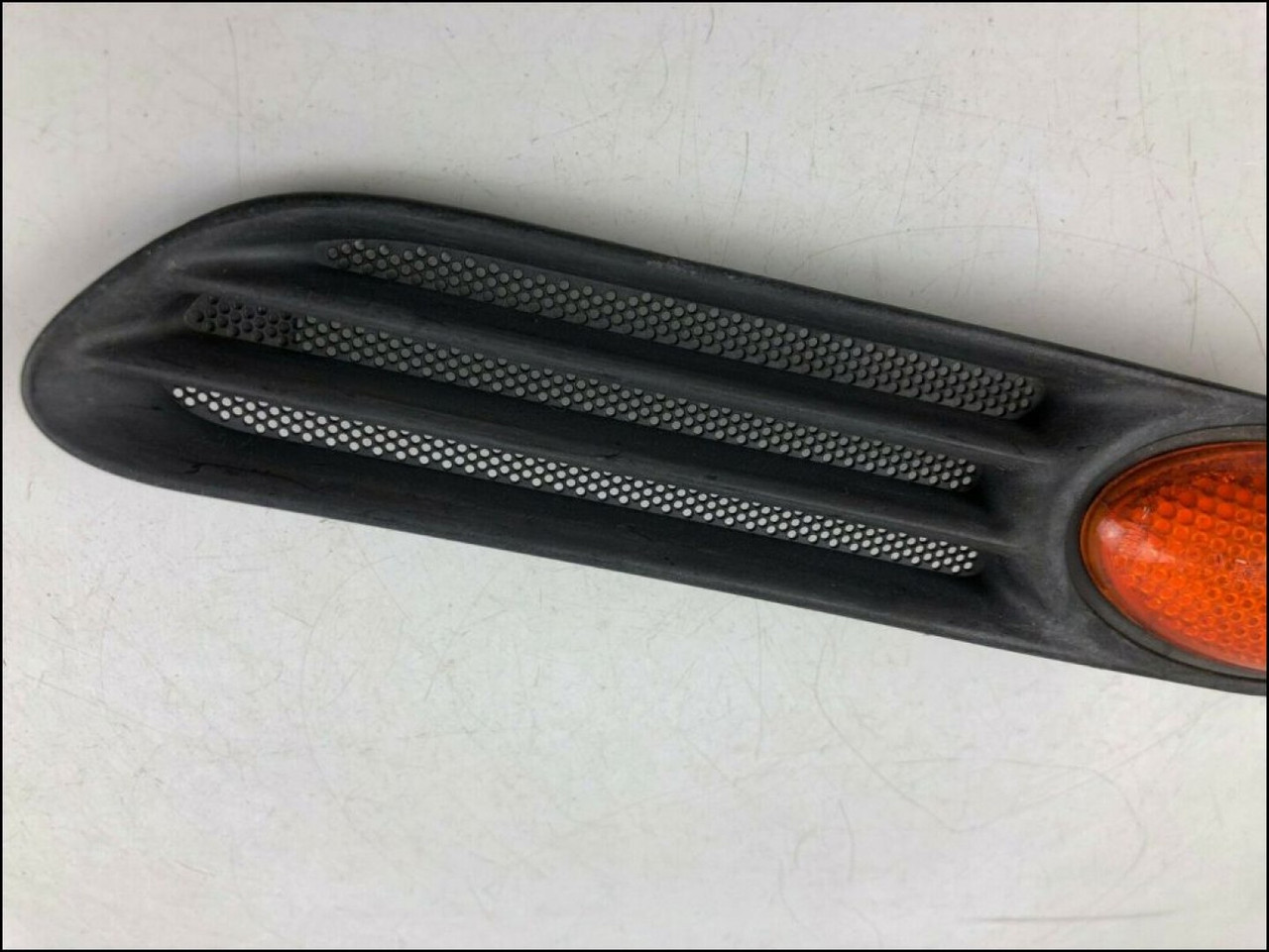 BMW MINI R50 R53 SCUTTLE WING INDICATOR REPEATER LIGHT AMBER LHS PRE ...