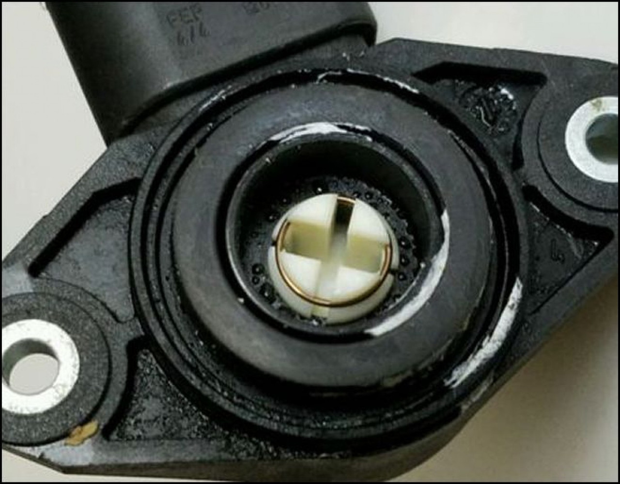 AUDI A4 A6 A8 2.8L 3.2L V6 FSI INTAKE MANIFOLD VACUUM FLAP POSITION ...