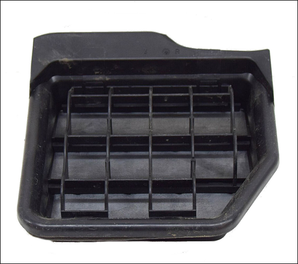 VW VOLKSWAGEN GOLF MK5 MK6 REAR SIDE BODY VENT AIR EXTRACT GRILLE ...
