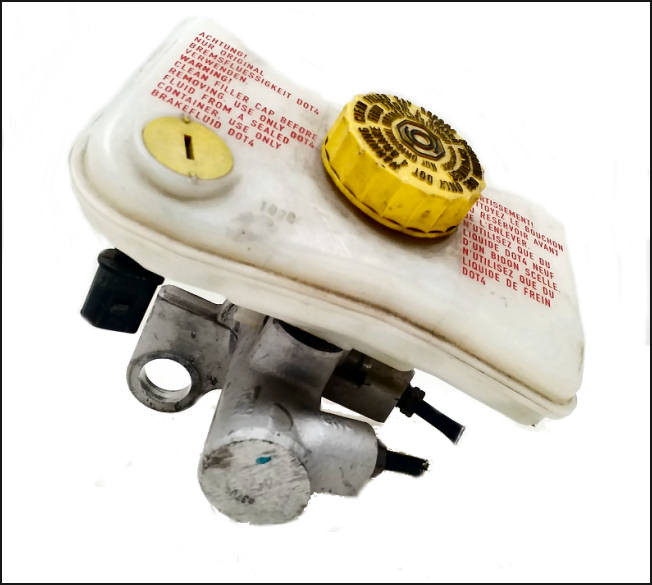 AUDI A4 B6 B7 A6 C6 4B3611021 BRAKE MASTER CYLINDER WITH RESERVOIR ...