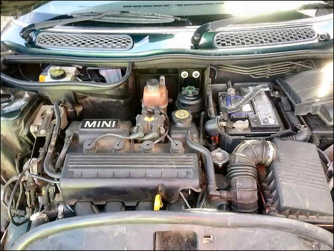 WRECKING BMW MINI COOPER R50 2002 CVT AUTO - MOST PARTS AVAILABLE FOR ...