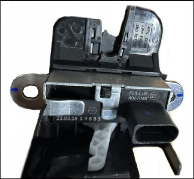 TAILGATE REAR LOCK LATCH VW VOLKSWAGEN POLO 6R GOLF MK5 MK6 HATCH ...