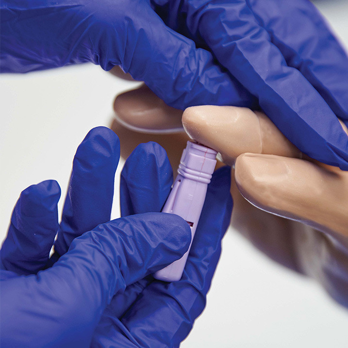 GlucoHand - Digital Glucometer Simulator, Light Skin