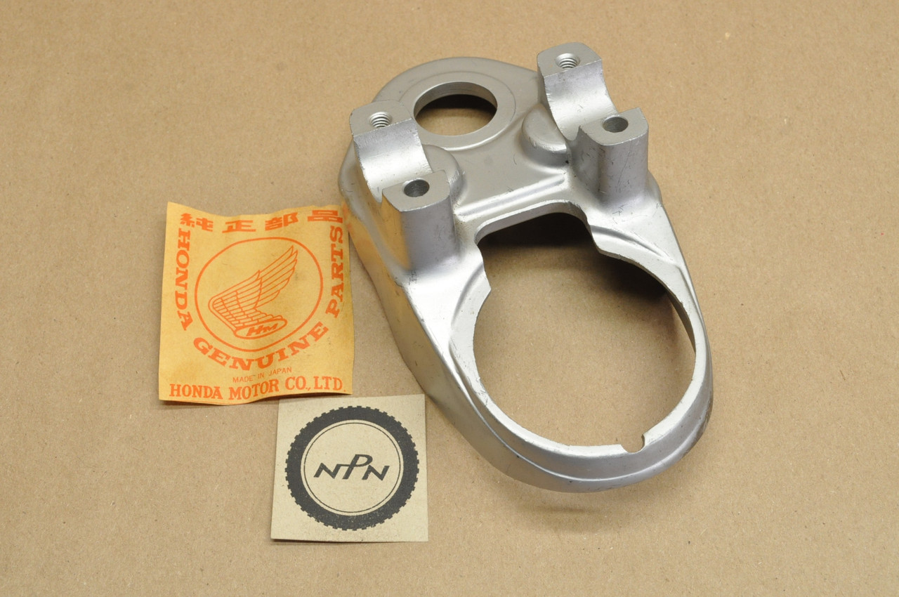 NOS Honda CA110 C110 Handlebar Speedometer Mount Bracket Lower Clamp ...