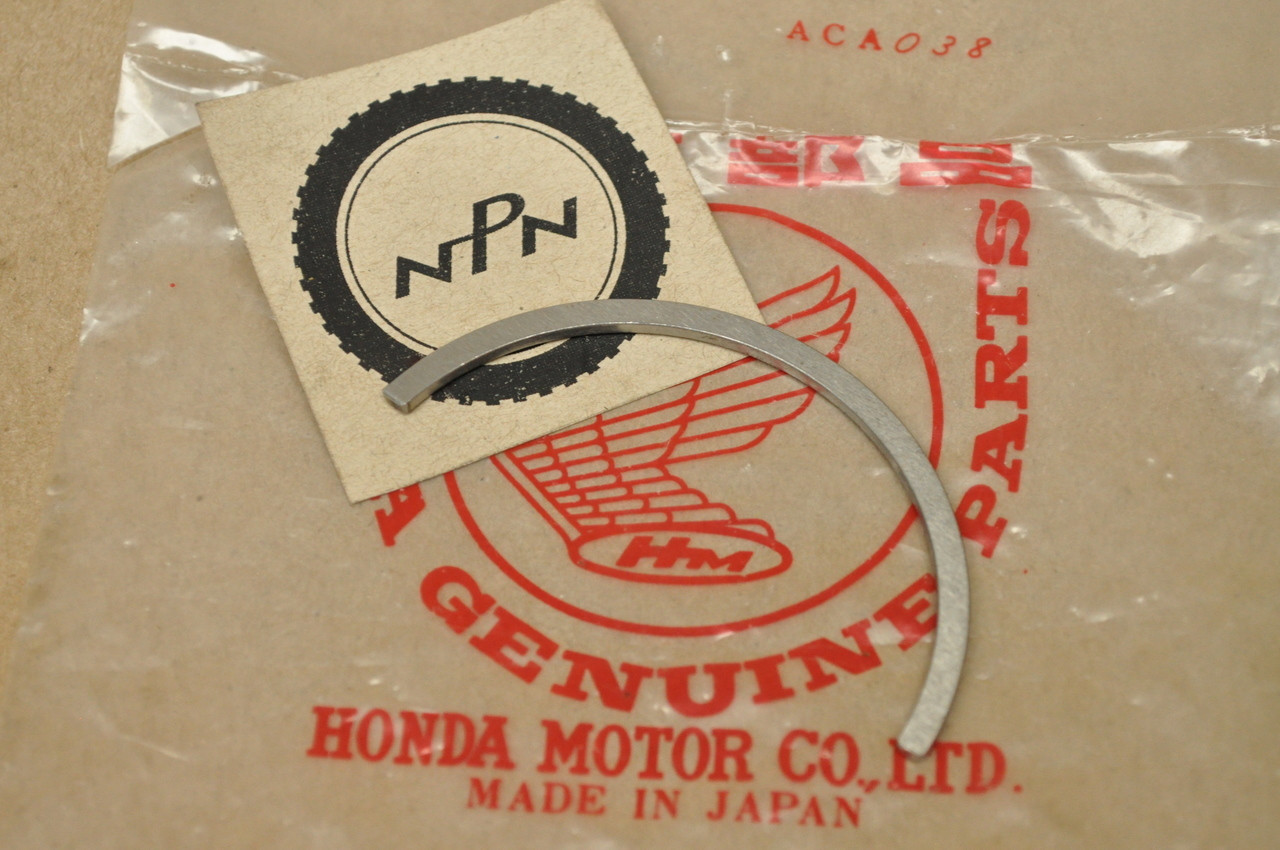 NOS Honda CA72 CA77 CB72 CB77 CB750 CL72 CL77 Bearing Retaining Ring ...