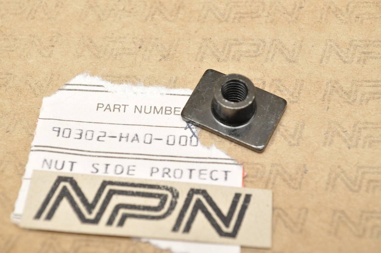 NOS Honda ATC250 ES Big Red TRX350 Fender Side Protector Nut 90302-HA0 ...