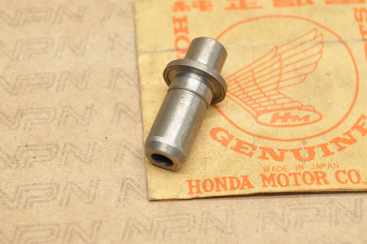 NOS Honda ATC90 CL90 CM91 CT90 S90 SL90 ST90 Exhaust Valve Guide 12023 ...