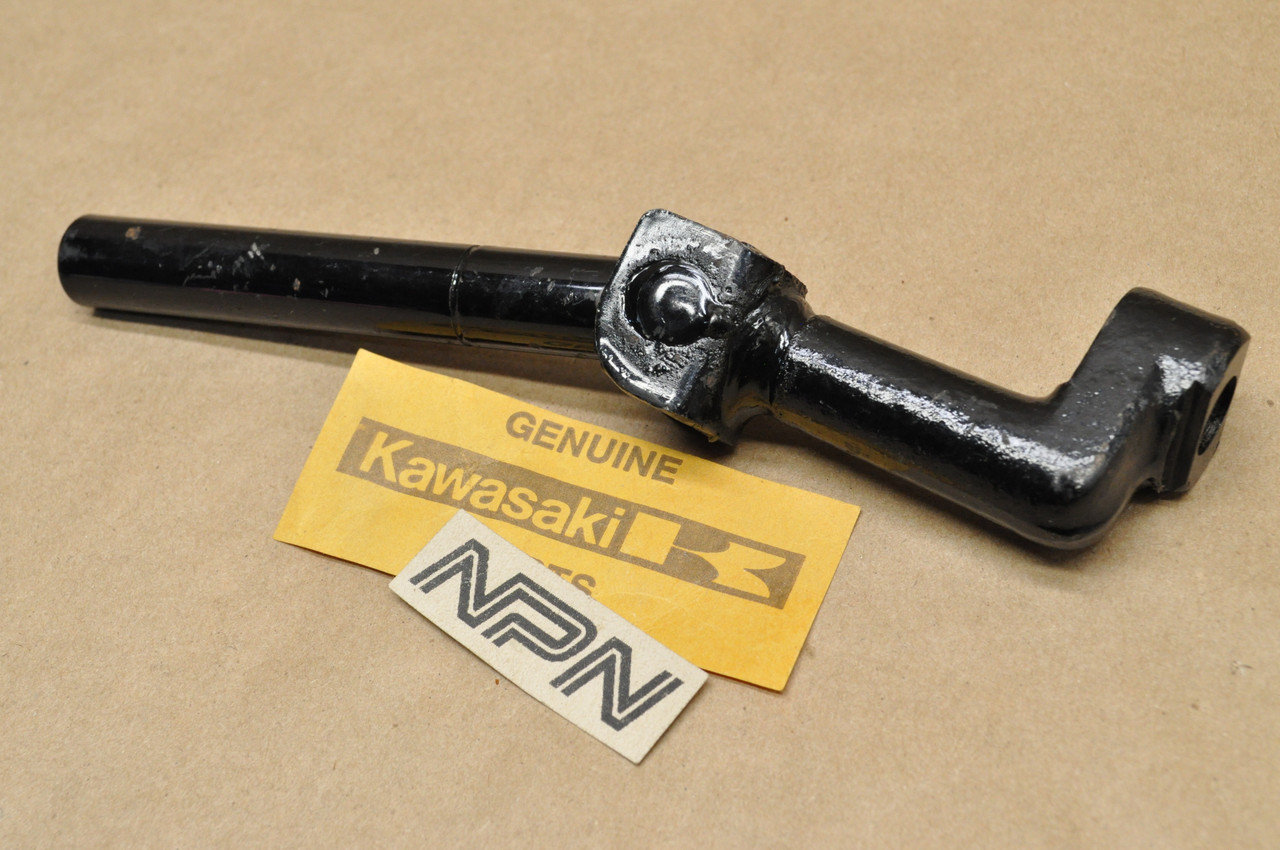 NOS Kawasaki 1969-75 H1 1976 KH500 Left Foot Peg Rest Bracket Bar 34003 ...