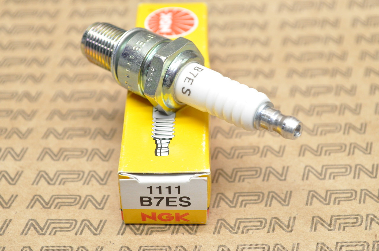 NOS Honda CB450 CL350 CL450 MT250 SL350 XL175 NGK Spark Plug B7ES 98079 ...