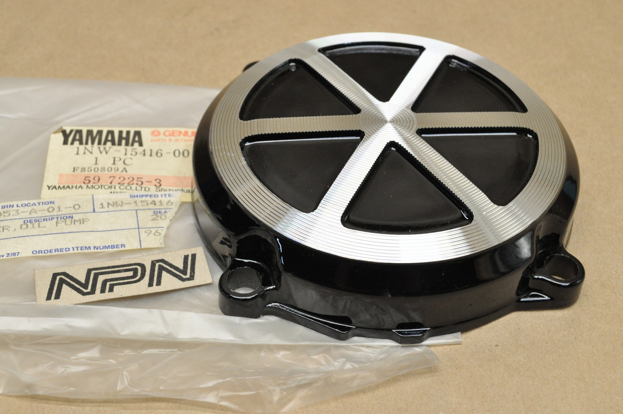 NOS Yamaha 1986 XJ700 Maxim Oil Pump Cover 1NW-15416-00 - NOS Parts NOW