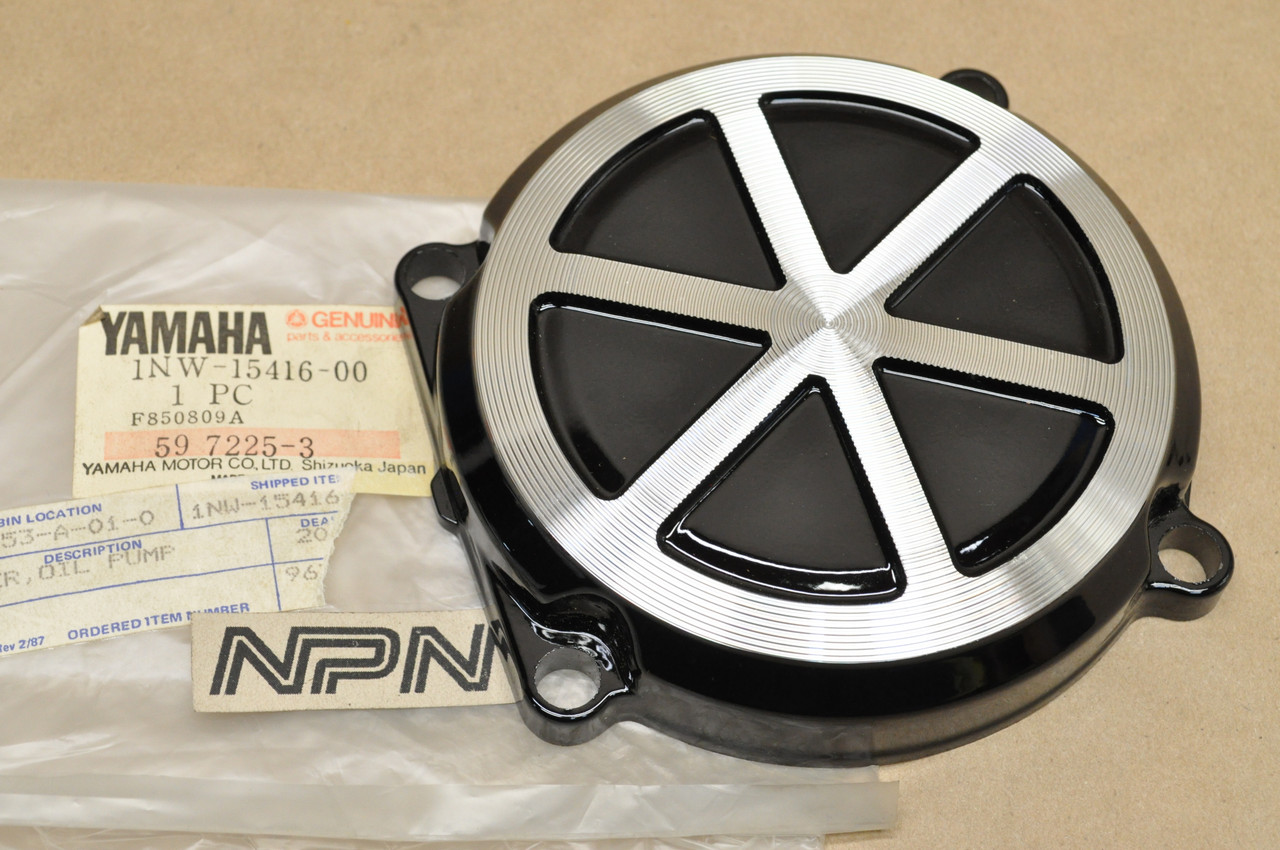 NOS Yamaha 1986 XJ700 Maxim Oil Pump Cover 1NW-15416-00 - NOS Parts NOW