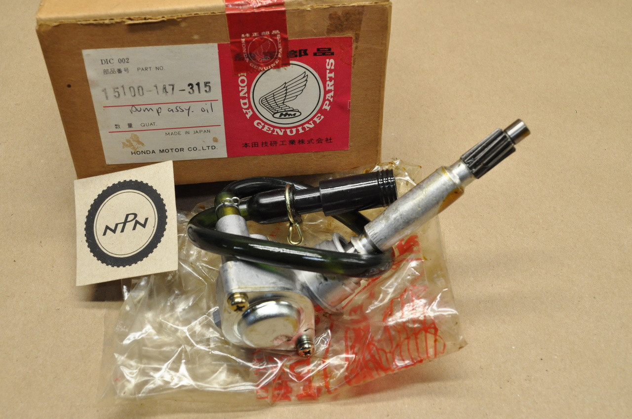 NOS Honda 1977 Express NC50 Oil Pump Assembly 12T 15100-147-315 - NOS ...