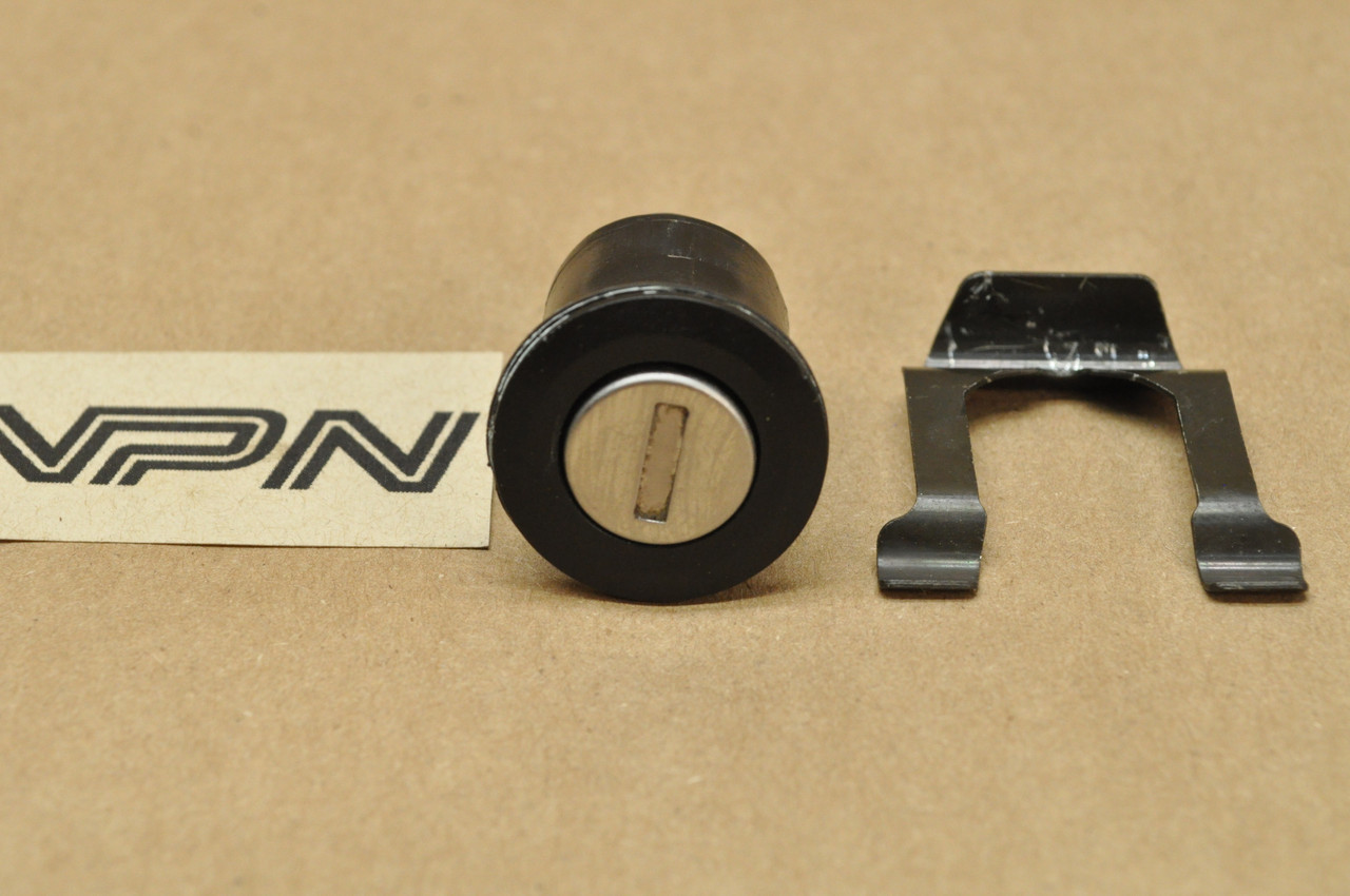 Vtg OEM Honda CB550 CB750 Gas Tank Filler Lid Cover Lock & Mount Spring ...
