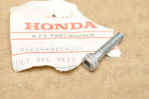 NOS Honda CX500 CX650 GL500 GL650 Silver Wing Pipe Clamp Bolt 90089-415 ...