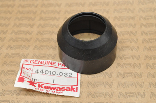NOS Kawasaki H1 KH500 KX250 KXT250 KZ1000 KZ750 KZ900 Fork Dust Shield 44010-032 - NOS Parts NOW