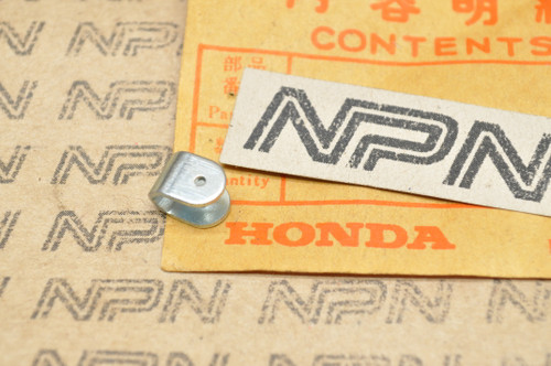 NOS Honda PA50 I PA50II Hobbit Moped Decompression Spring Bracket 14912 ...