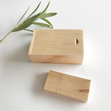Maple Wooden USB flash drive with small wooden box packaging | Keepsake ...