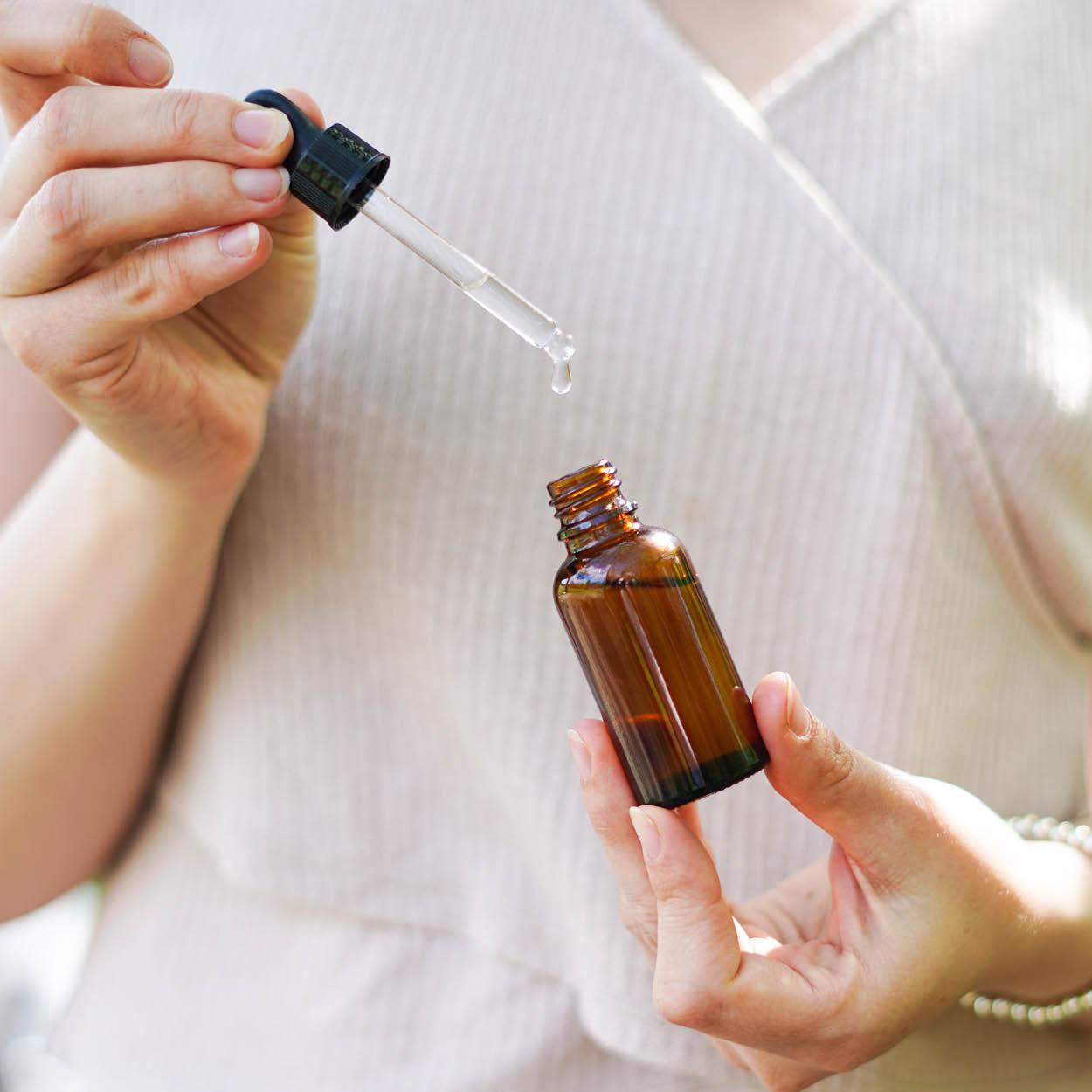 Castor oil packs & navel pulling: Everything you need to know ...