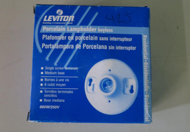 Leviton 660W 250V Medium Socket Keyless Porcelain Lampholder