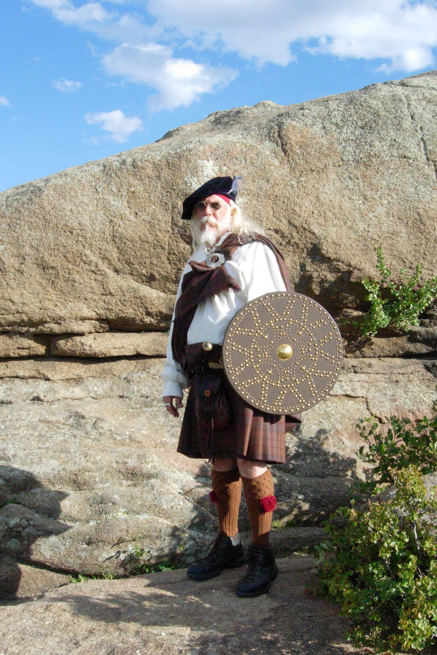 Complete Kilt Packages - Great Kilt Packages - Kilts-n-Stuff.com