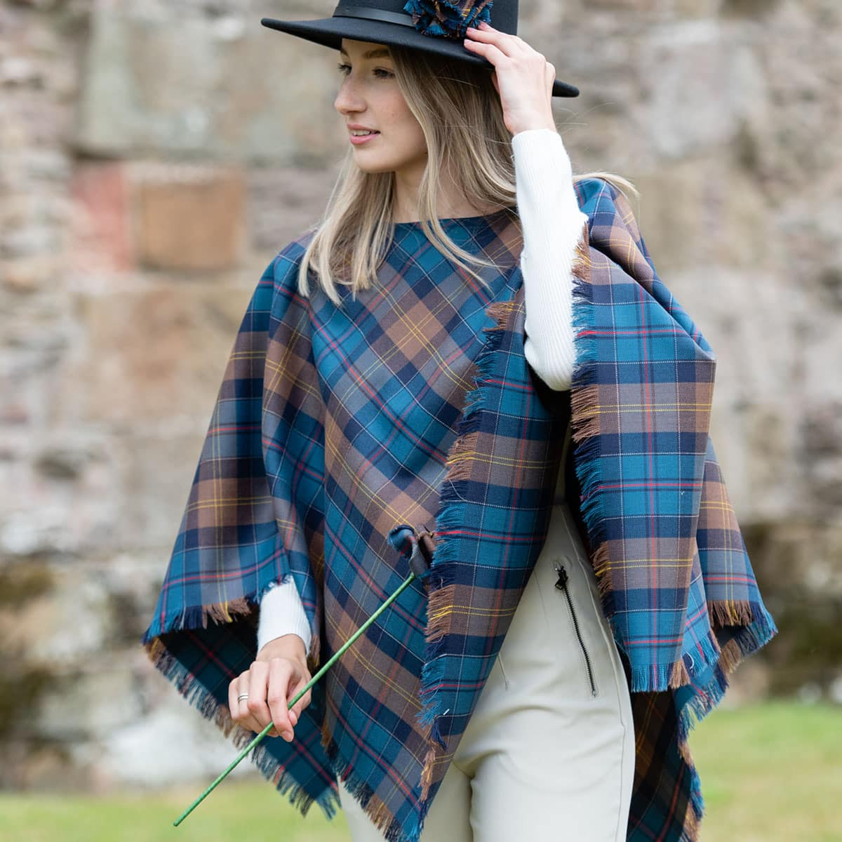 Tartan Serapes – Irish, Scottish, Welsh & Outlander Wraps