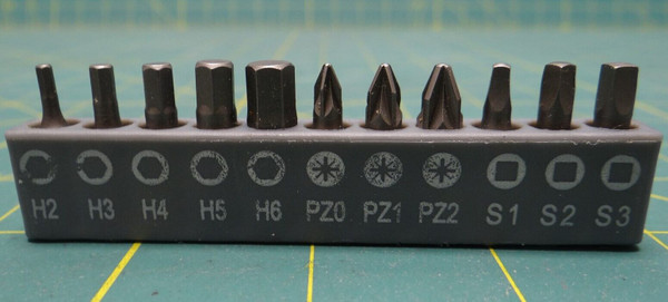 11 Piece Standard Screwdriver Bit Set Magnetic (Hex, Phillips, Square ...