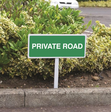 Verge Sign - Private Road 450X150mm (Post 800mm) - Safety Sign - GTSE UK