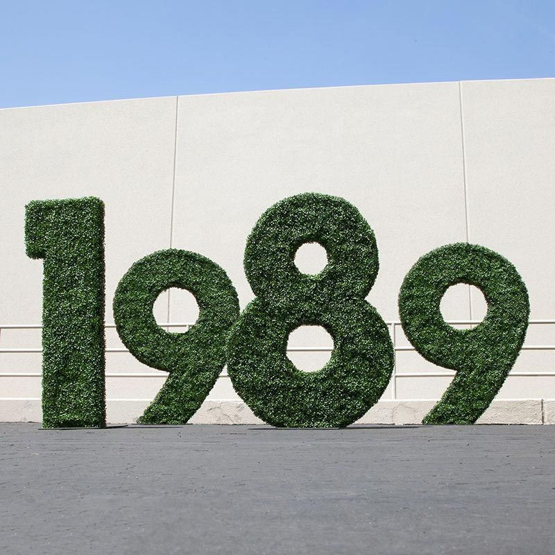 Exterior Rated UV Fade Resistant Customized Logo or Letter Boxwood ...