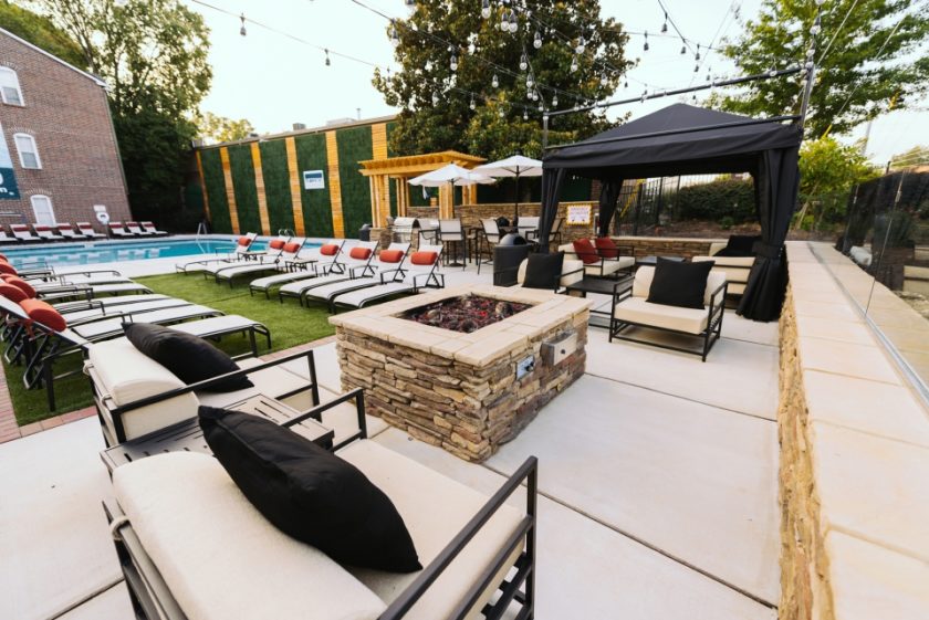 Upgrading from Plain to Pool Paradise with Artificial Green Walls ...