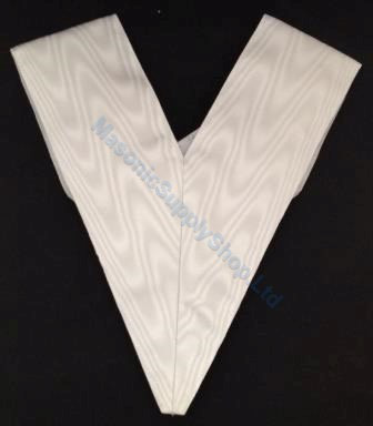 white masonic collar