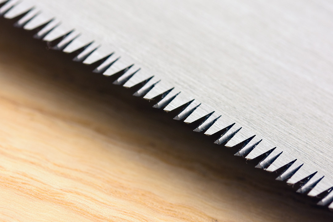Hishika Handmade Japanese Flush Cutting Saw 180mm | Workshop Heaven