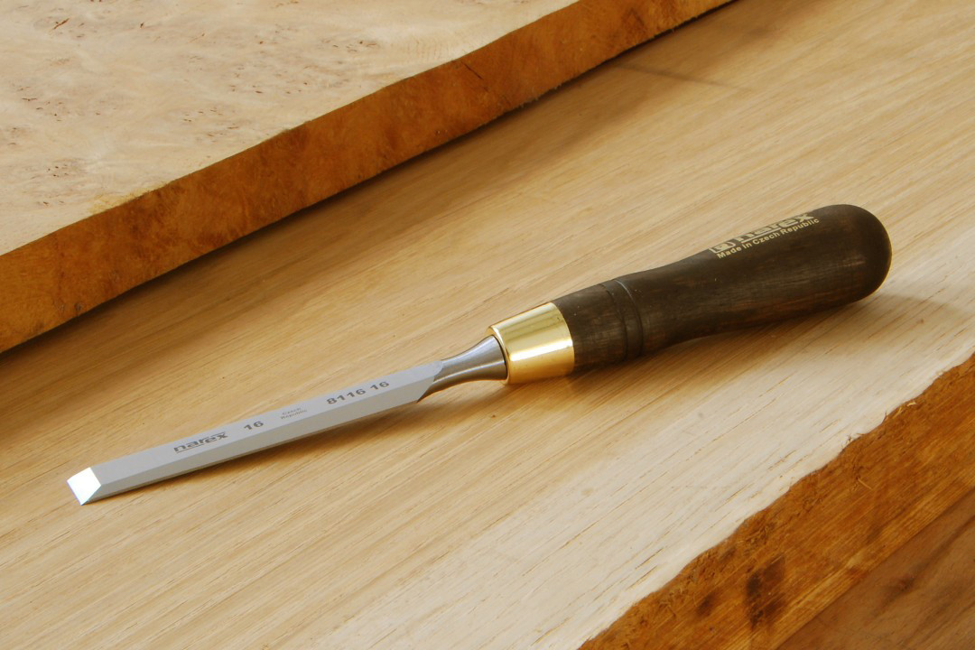 Narex 8116 Cabinetmakers Chisels (black) | Workshop Heaven