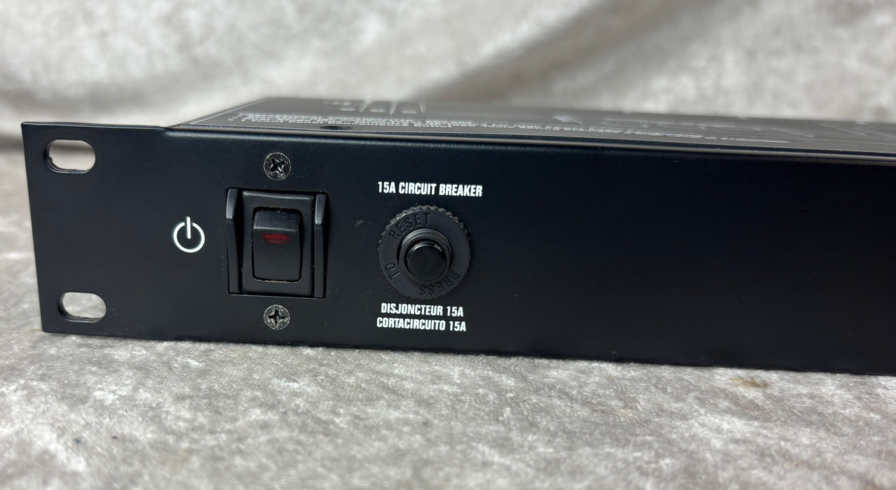 Monster Power Pro 600 Power Conditioner - Capitol Guitars