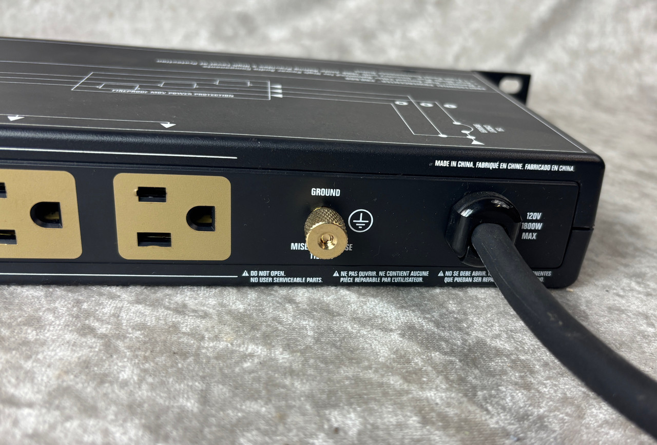 Monster Power Pro 600 Power Conditioner - Capitol Guitars