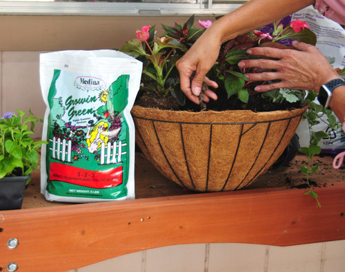 Medina Growin Green Organic Granular Fertilizer - AG Organics