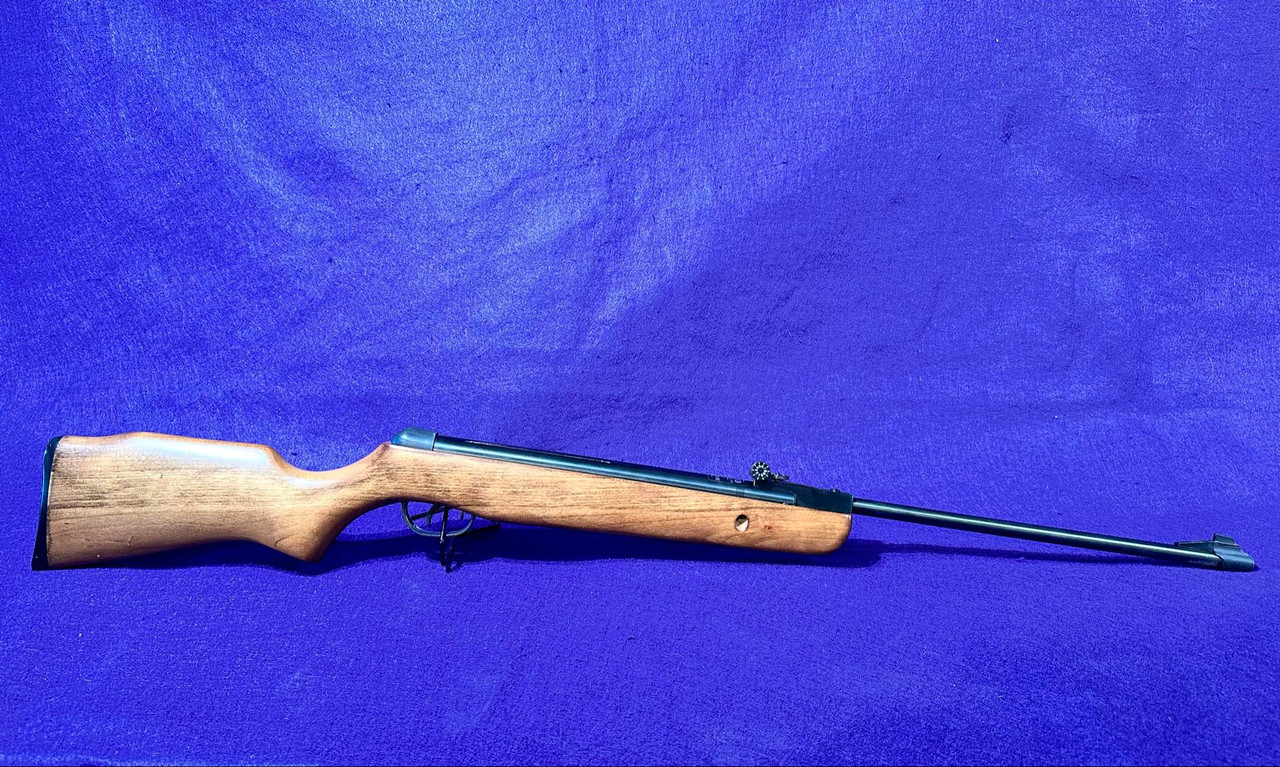 GAMO Hunter 220 Air Rifle - One Force Weaponry