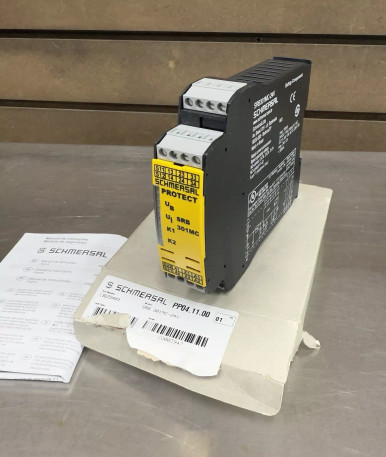 Schmersal SRB301MC-24V Safety Relay 13625403 - New Unused Open Box ...