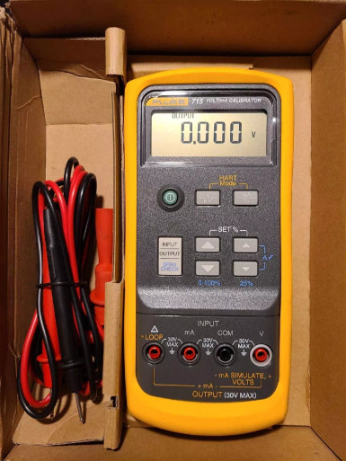 Fluke Multifunction Calibrator - MallofAmercia